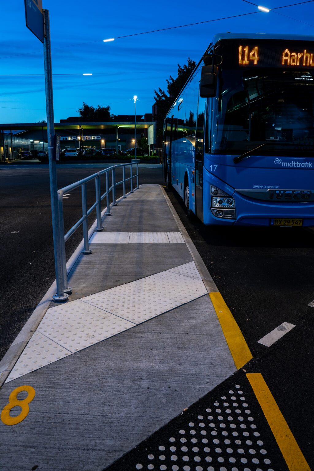 Belysning på Aarhus Rutebilstation - DAV NORDIC